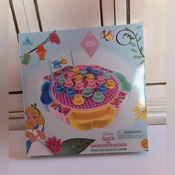 Disney | Toys | Rare Hard To Find Disney Alice In Wonderland Spinning ...